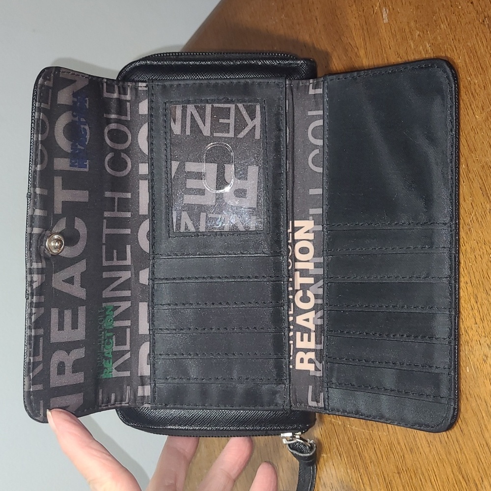 Kenneth Cole Reaction Black Long Wallet - Gem